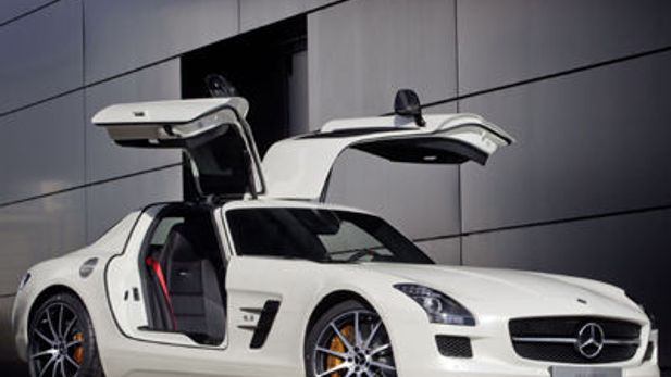 New Mercedes-Benz SLS AMG GT