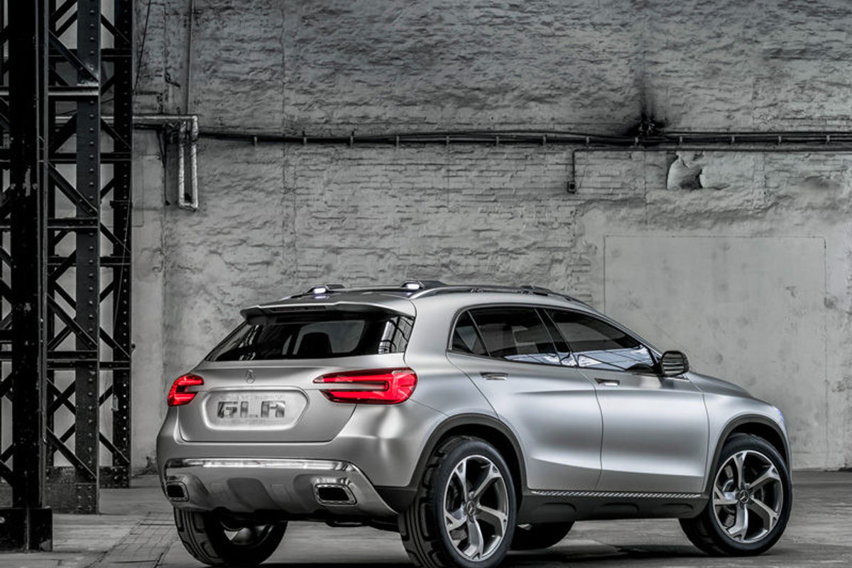 Mercedes GLA Crossover - Production Version Breaks Cover