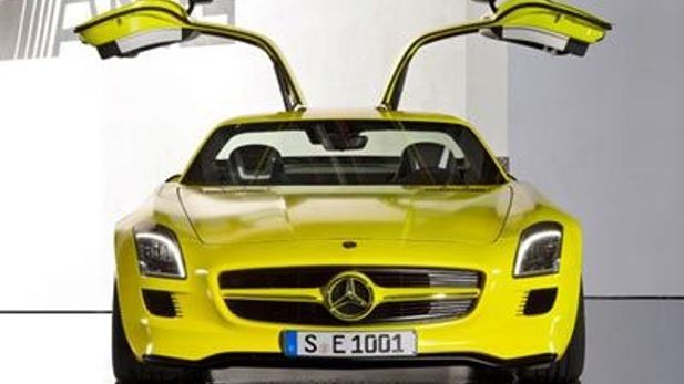Mercedes-Benz SLS AMG E-cell prototype preview