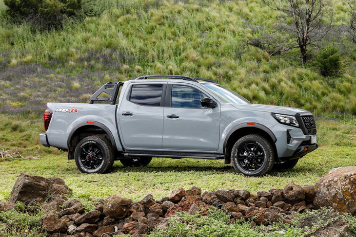 First look: Facelifted Nissan Navara