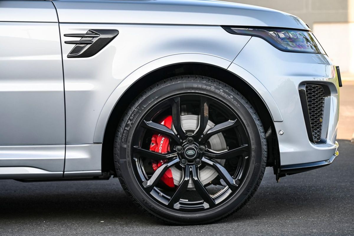 Range Rover Sport SVR Carbon Edition (2021) Price Announced