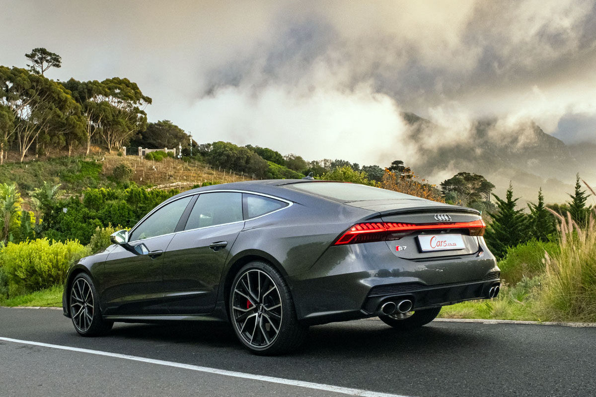 Audi S7 Sportback (2021) Review