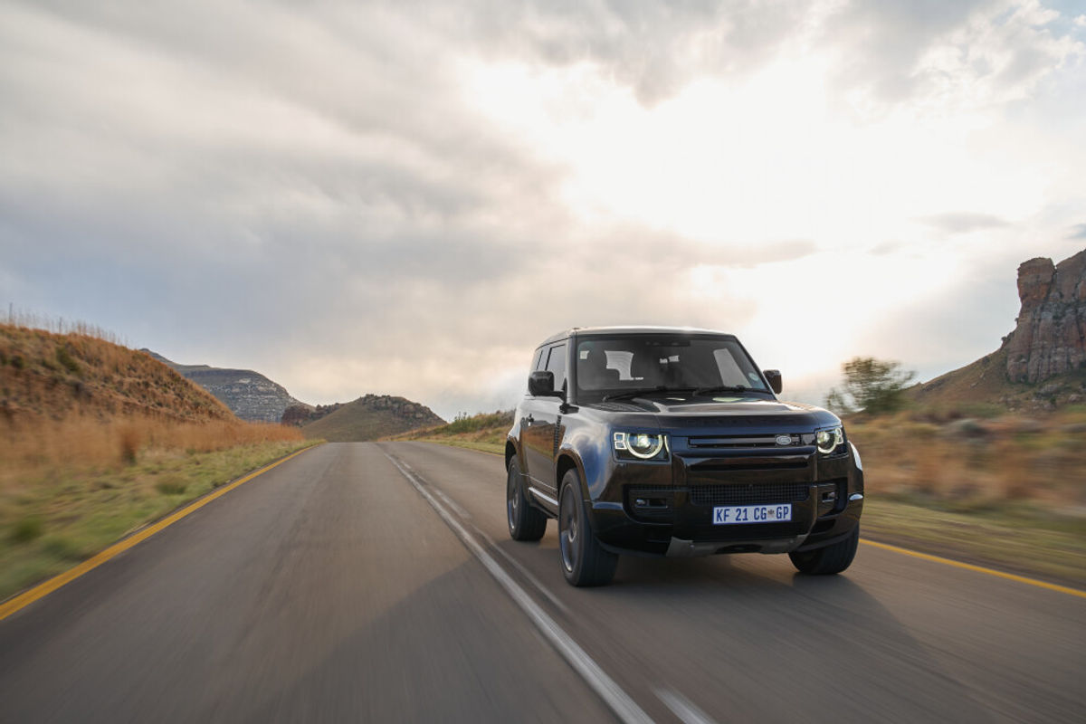 386 kW Land Rover Defender V8 - Price in SA
