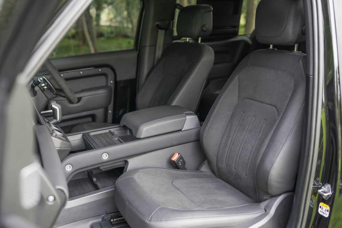 386 kW Land Rover Defender V8 - Price in SA