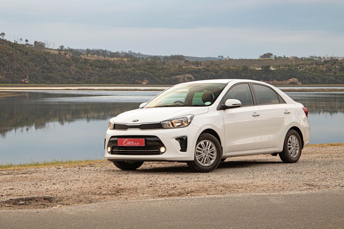 Kia Pegas (2021) Review