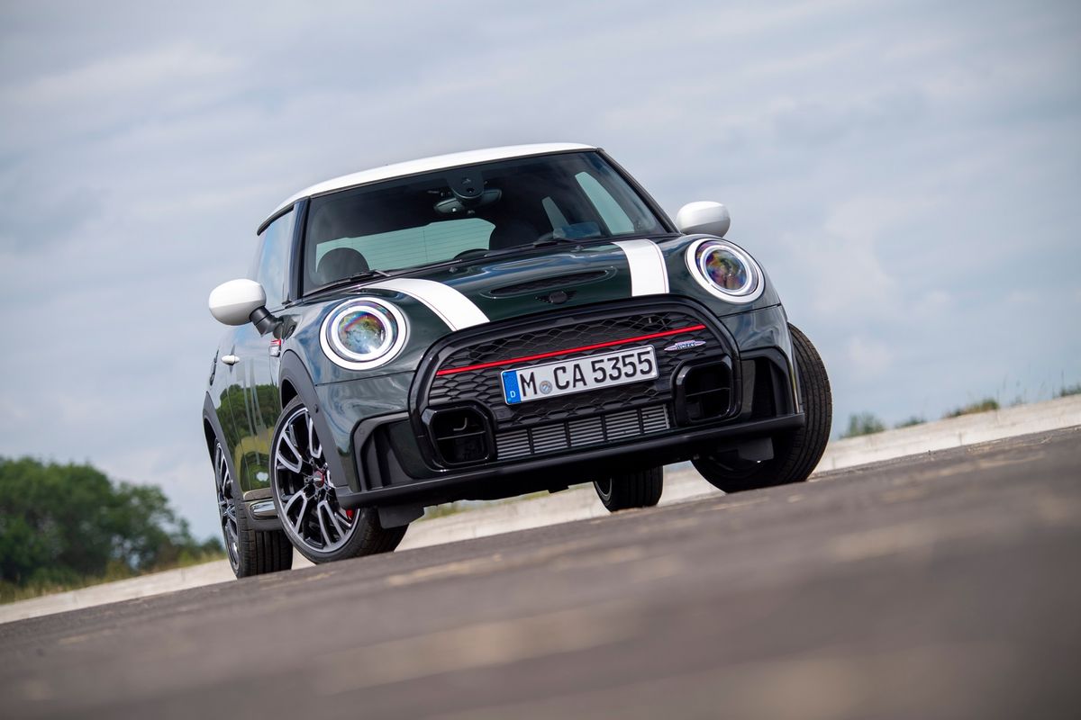 Mini Cooper Anniversary Edition Revealed