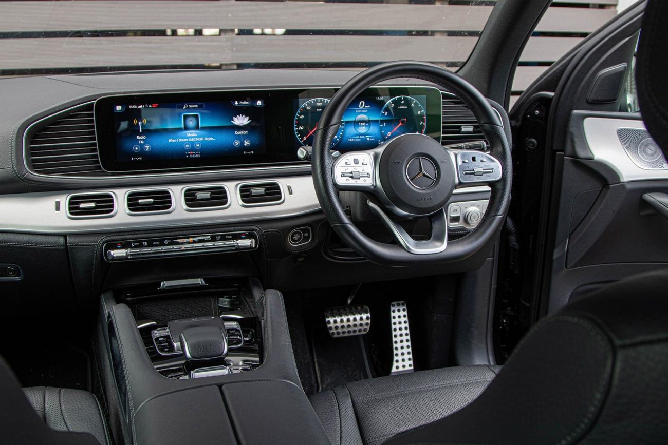 Mercedes-Benz GLS (2021) Review