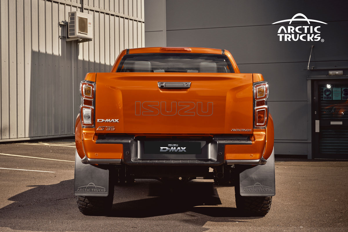 Raptor-Rivalling Isuzu D-Max AT35 Revealed