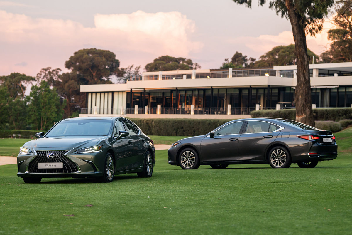 Lexus ES (2021) Launch Review