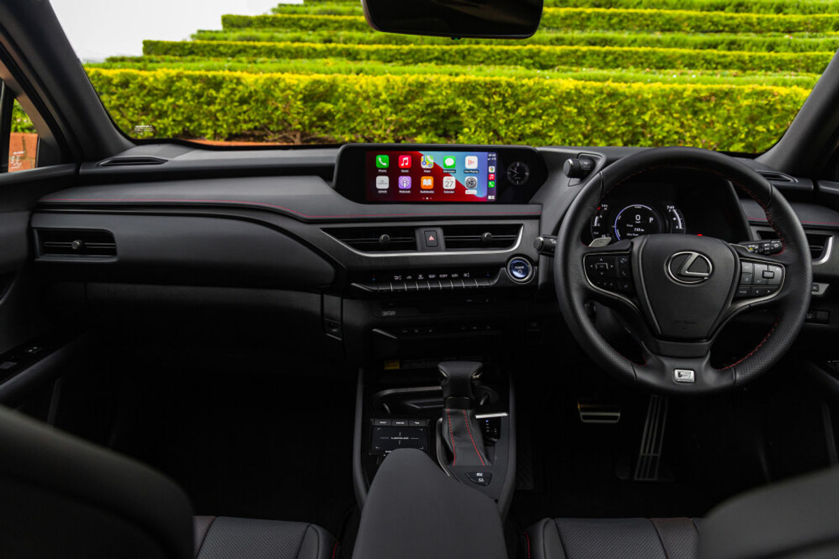 Lexus UX 250h F Sport (2021) Specs & Price