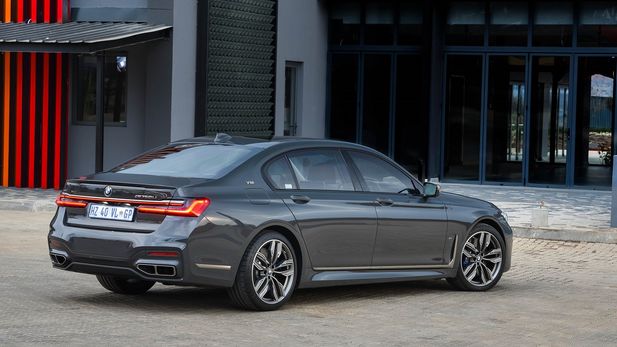 BMW M760i Final V12 Edition Announced