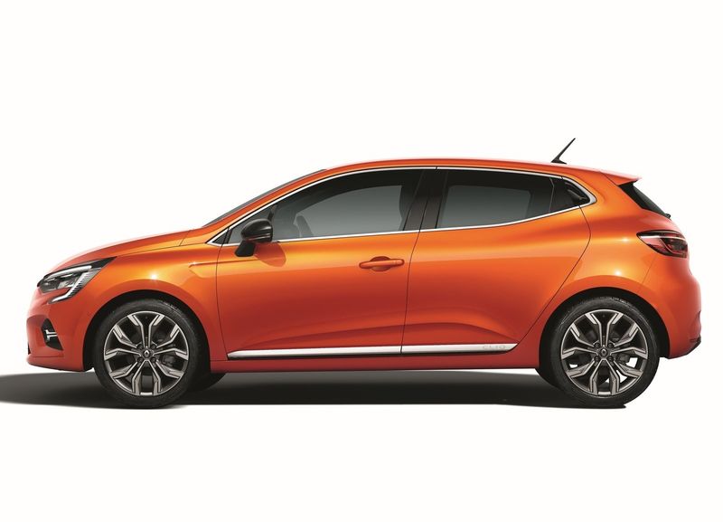 Renault Clio (2022) Specs & Price