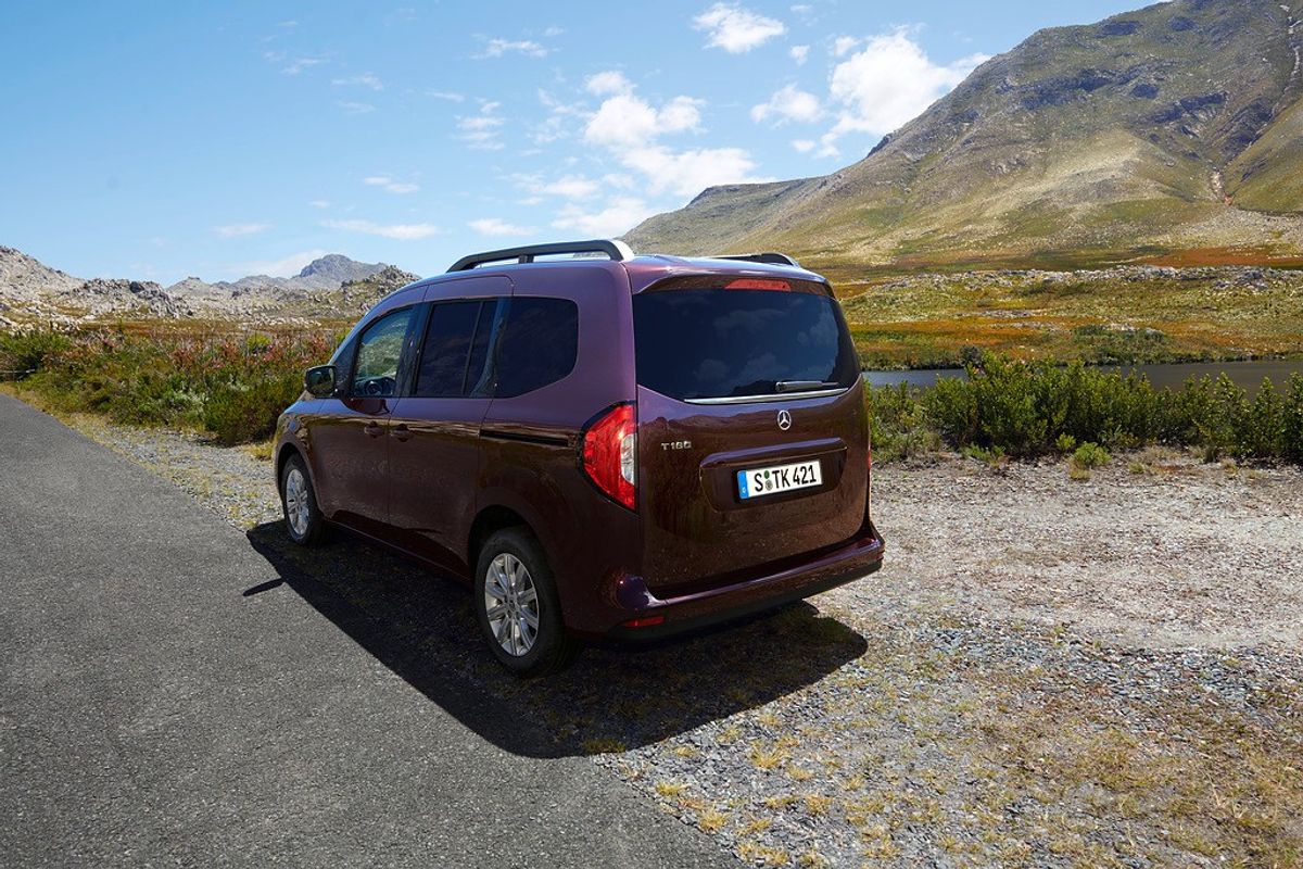 Mercedes-Benz T-Class Finally Revealed