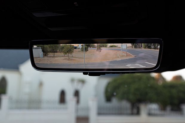 Land Rover Defender 90 (2022) Review