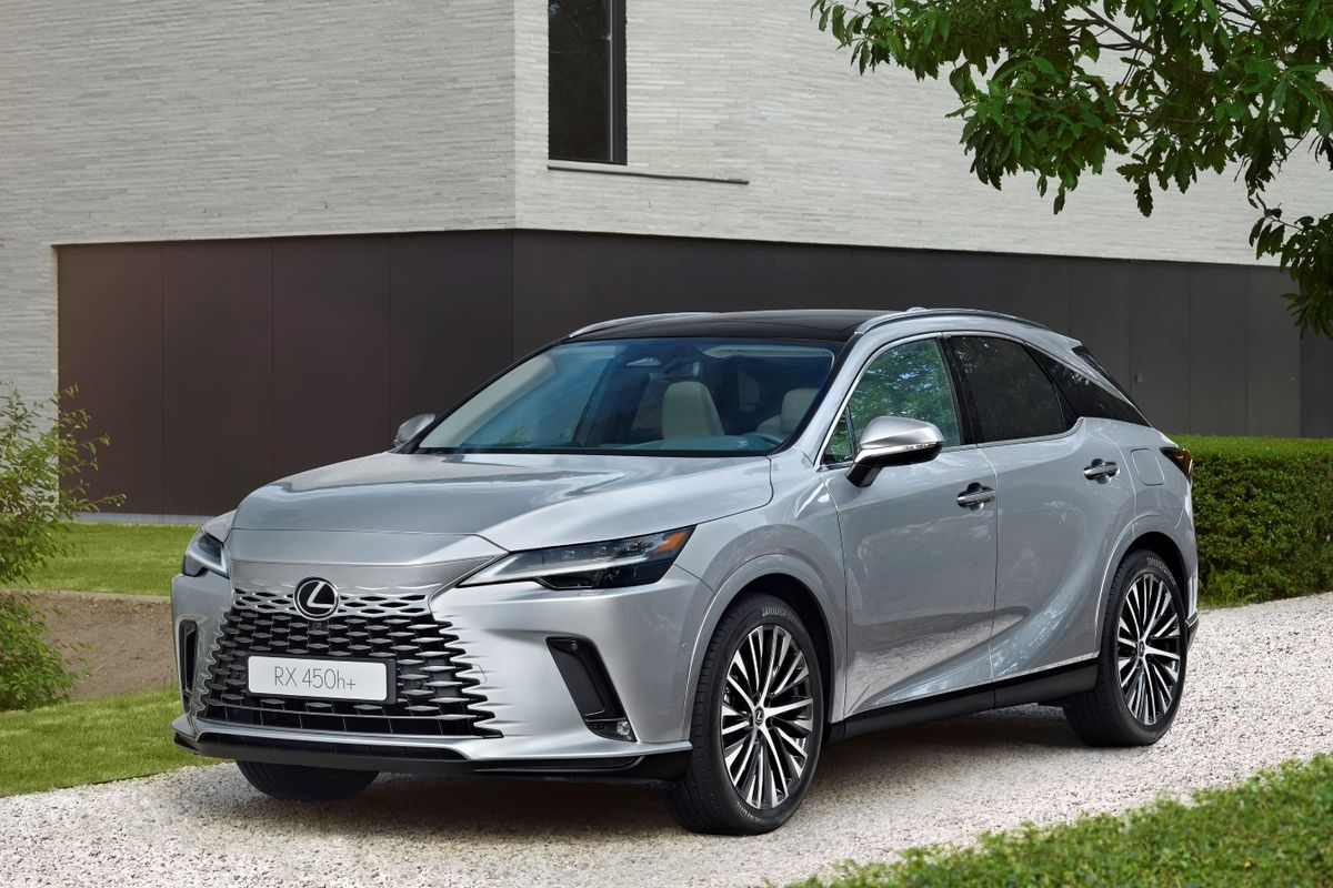 New Lexus RX Brings Hybrid Style and Tech to the Road