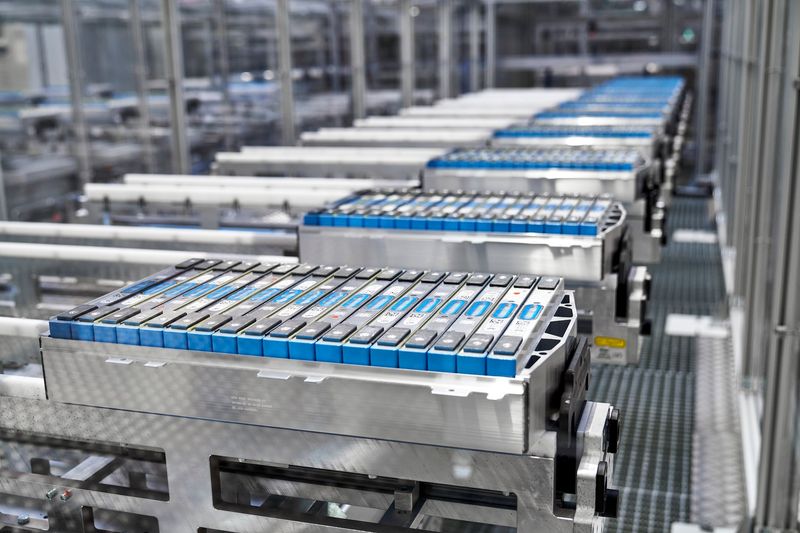 BMW's New Neue Klasse Battery Tech Detailed