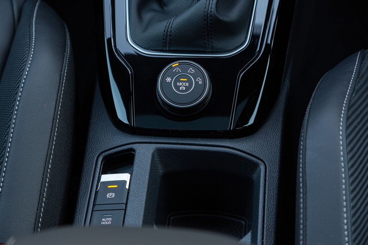 Volkswagen T-Roc (2022) Review