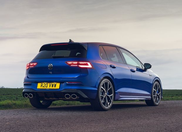 Volkswagen Golf 8 R (2022) Launch Review
