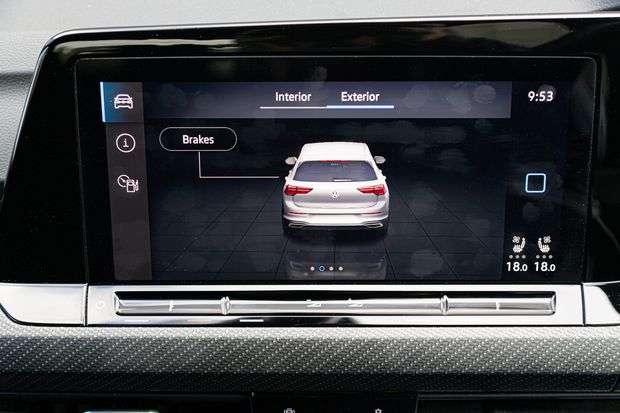 Volkswagen Golf 8 R (2023) Review