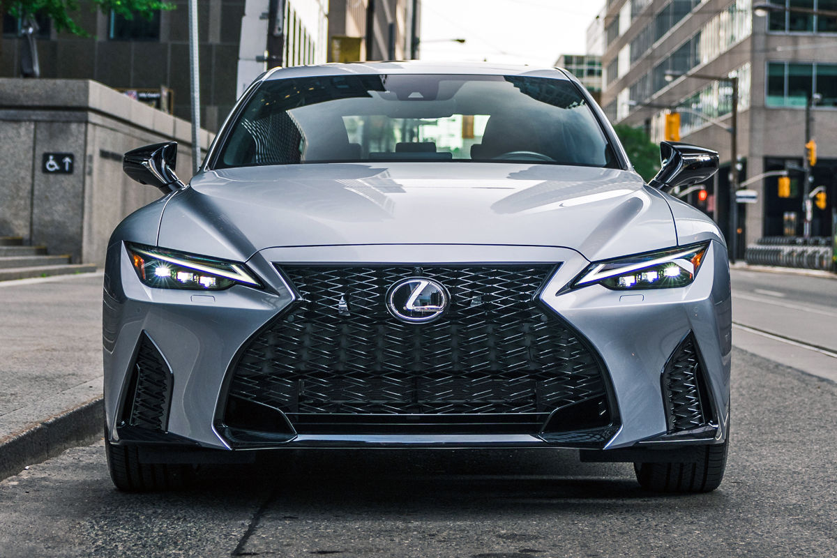 Lexus IS (2022) Specs & Price