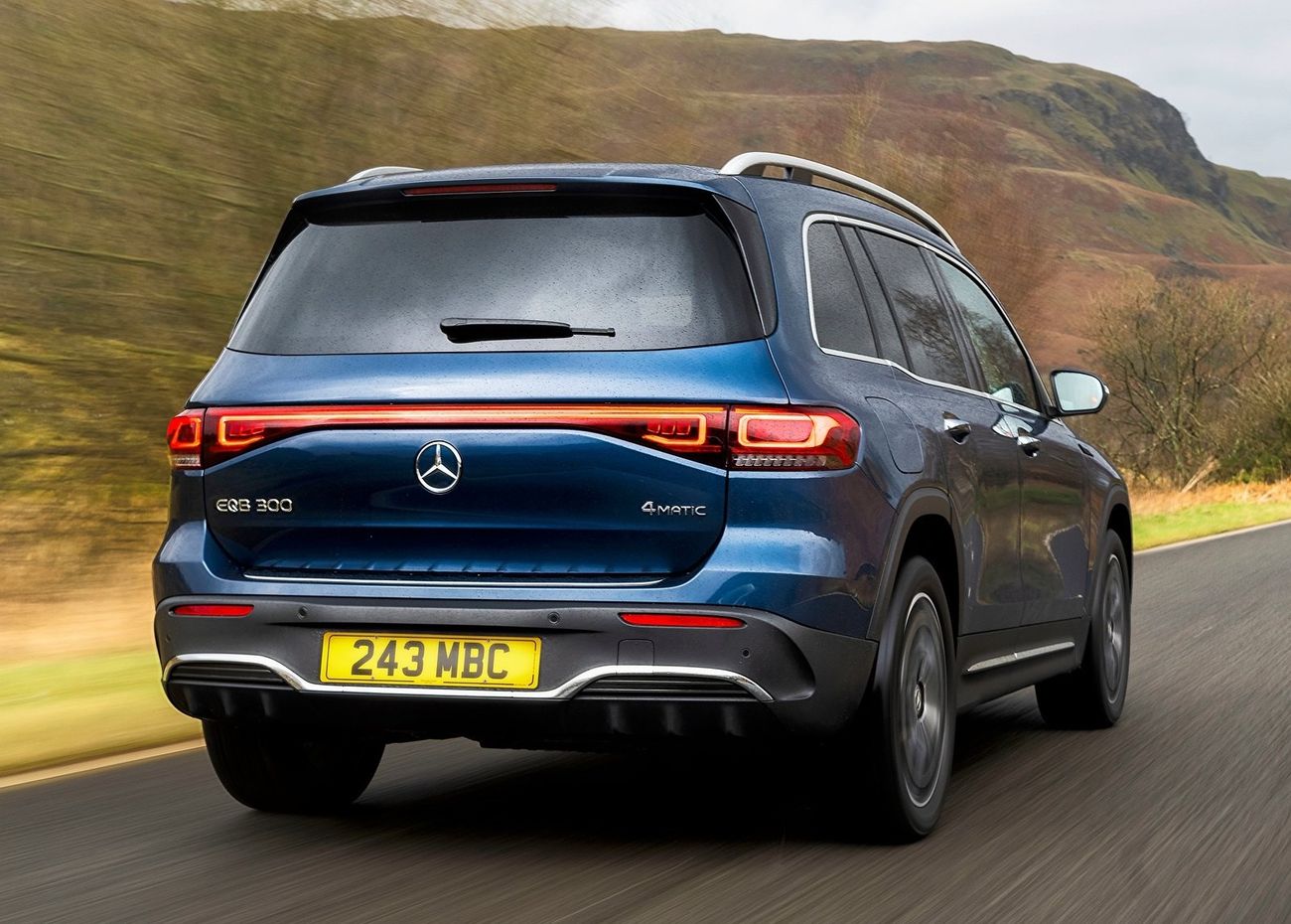 Mercedes-Benz EQB (2022) Launch Review