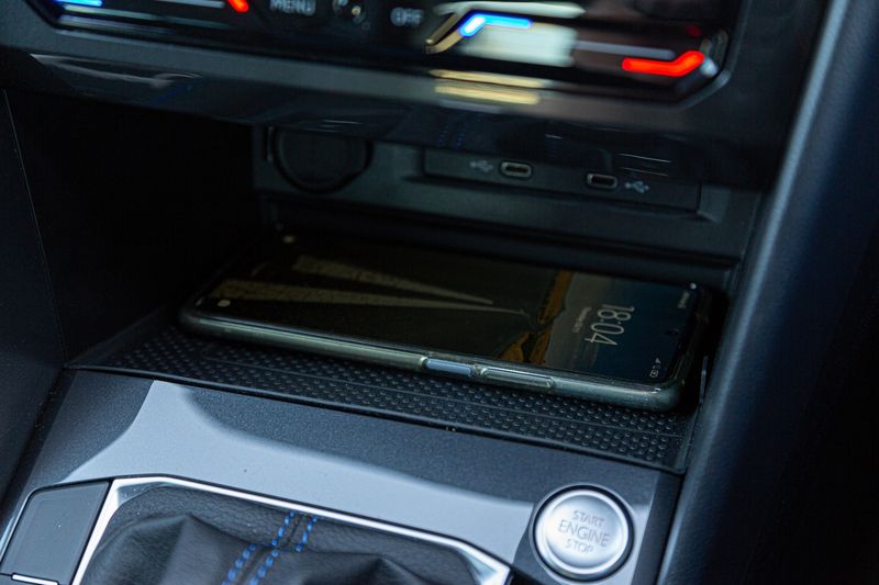 Volkswagen Tiguan R (2022) Review