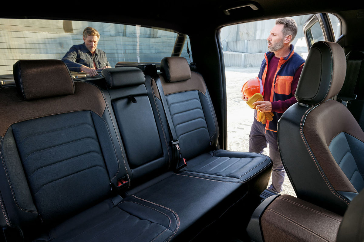 Volkswagen Amarok (2022) International Launch Review