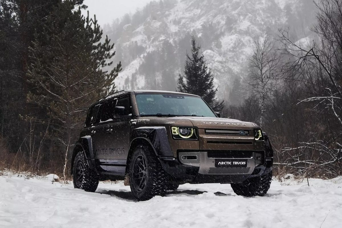 Land Rover Defender Arctic Trucks Announced