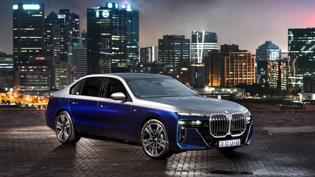 What 2023 BMW 7 Series i7 is like to drive