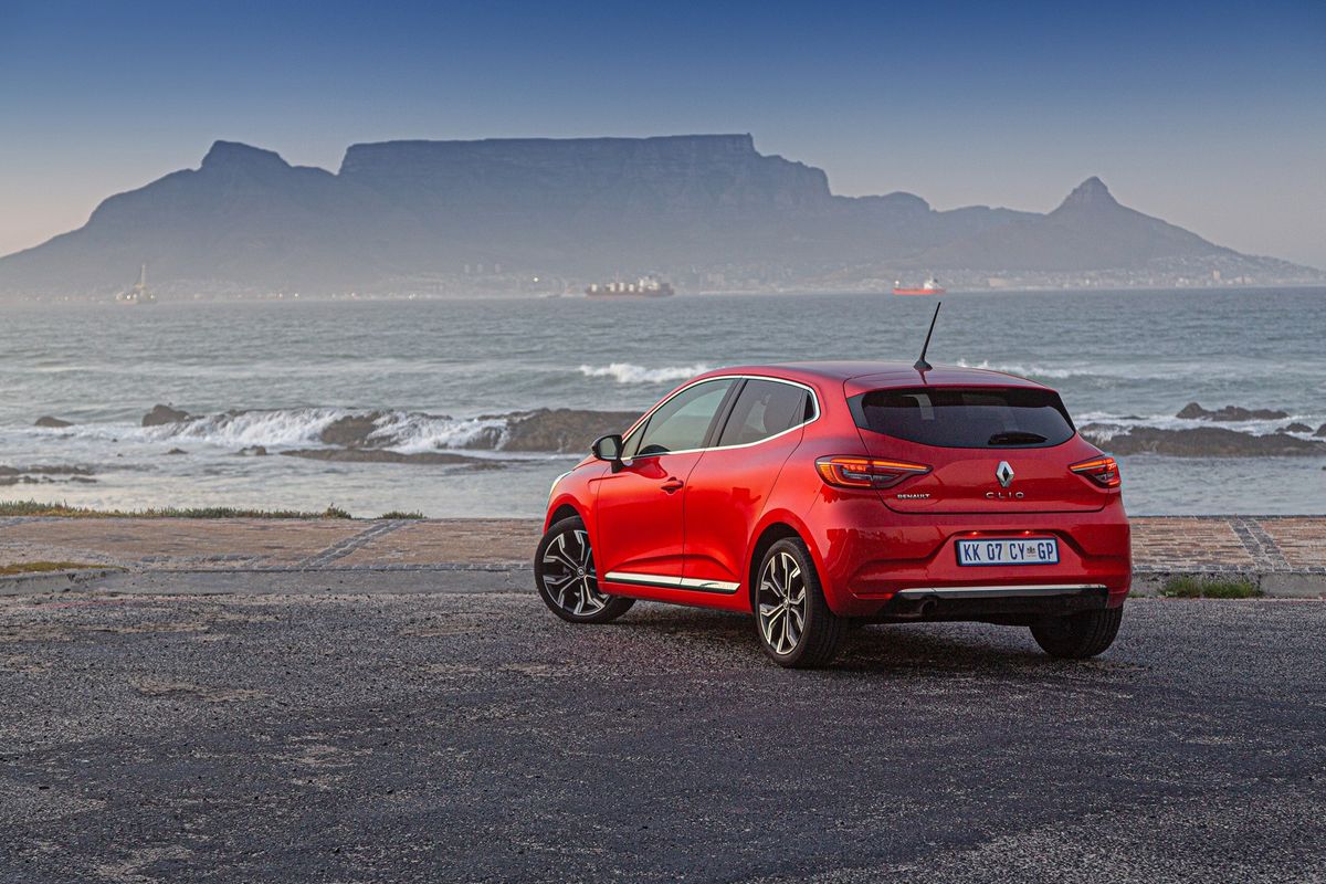 Renault Clio - Living with a hatchback in a world of SUVs