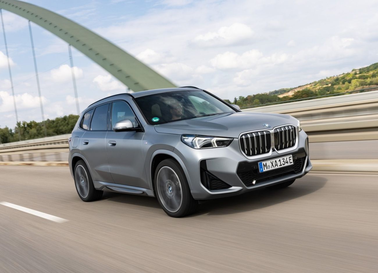 BMW iX1 (2023) Prices & Specs