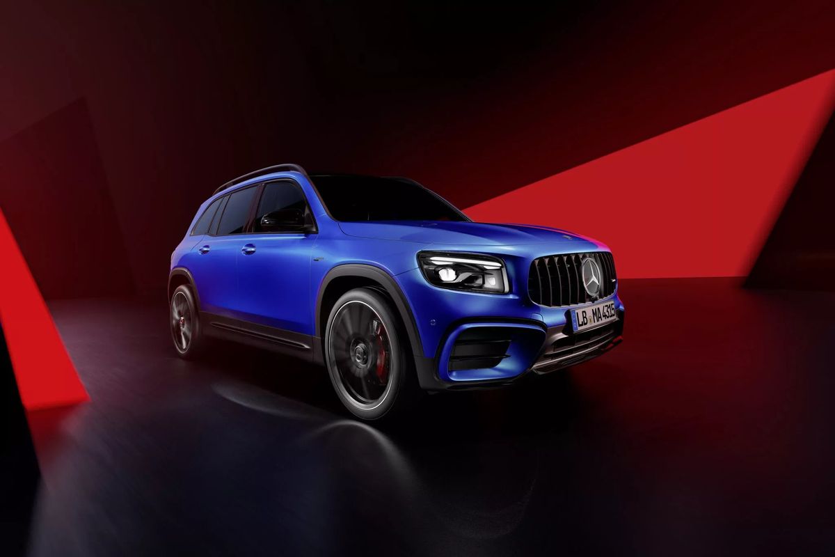 Mercedes-Benz GLA/GLB Updated for 2023