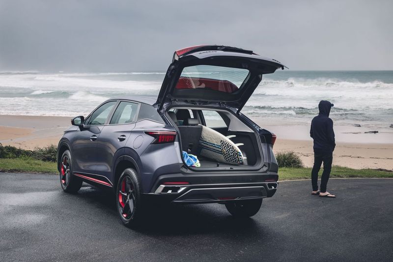 Omoda C5 Launch Review: Premium Chinese Crossover for a Good Price