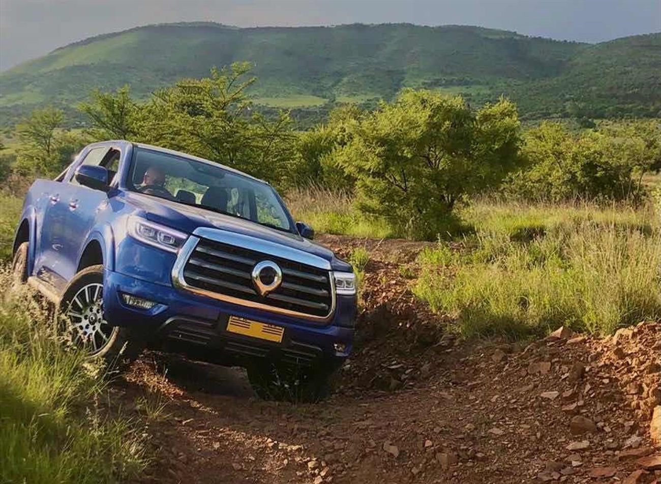 What if Toyota built a new 'old Hilux' in SA?