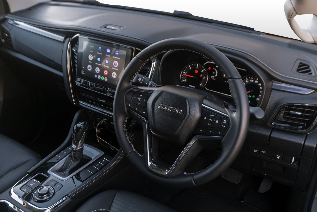 Isuzu MU-X (2023) Launch Review