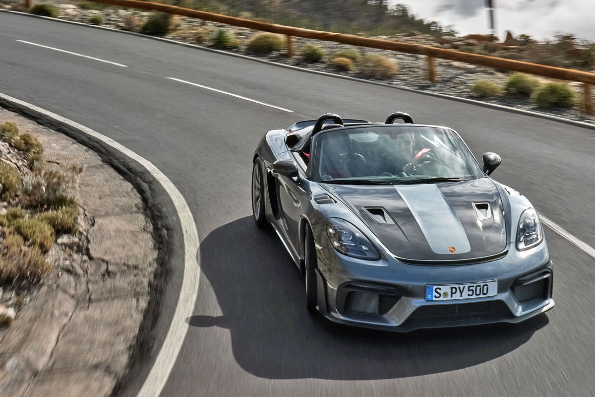 New Porsche 718 Spyder RS Revealed With GT3-Flavoured 368 kW