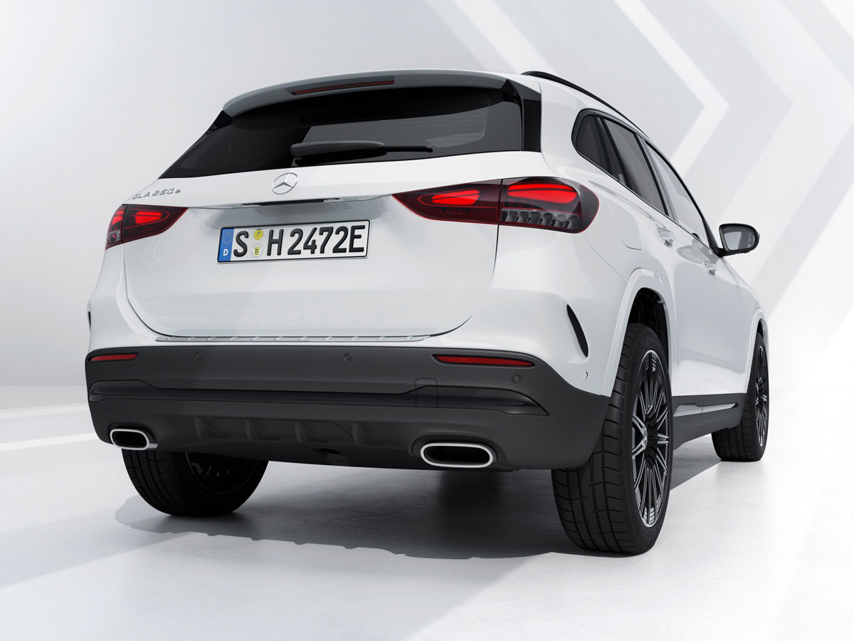 Mercedes-Benz GLA (2023) Price & Specs