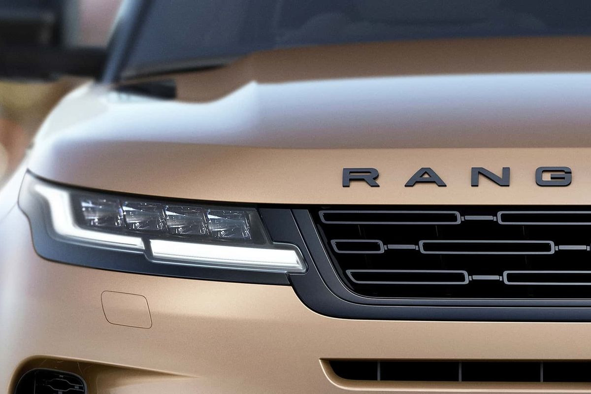 Range Rover Evoque (2023) Price & Specs