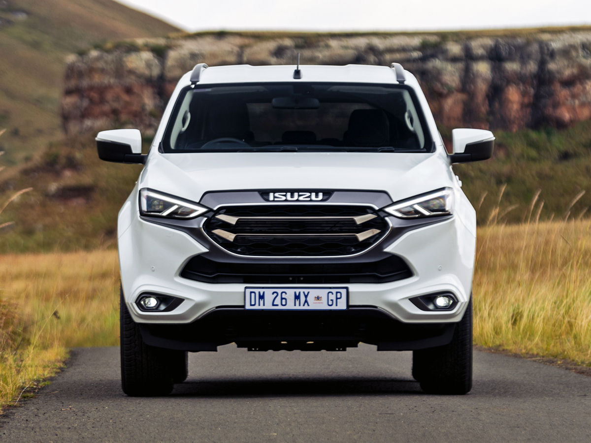 Isuzu MU-X 1.9 LS 4x2 (2023) Price & Specs