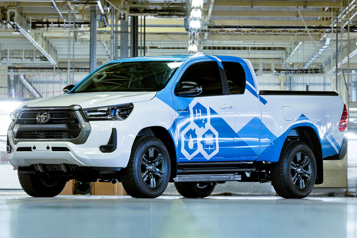 Hydrogen-Powered Toyota Hilux Boasts 600+ km Range
