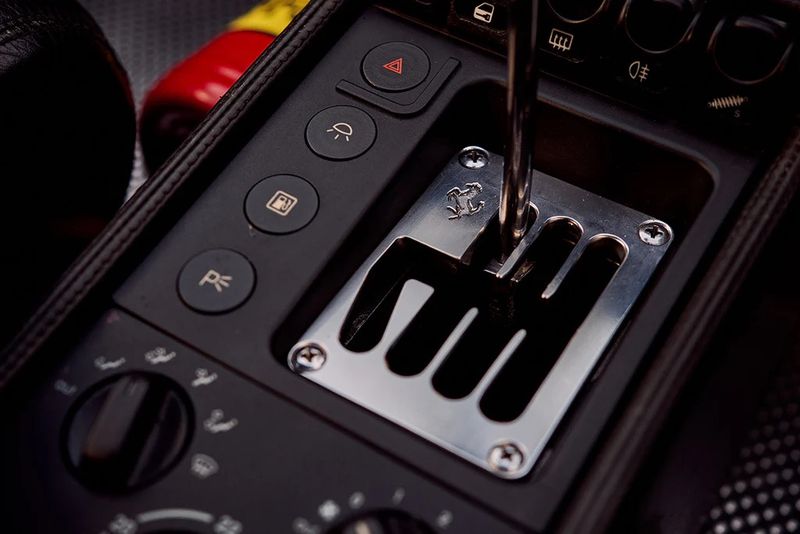 Ferrari F355 Challenge: Classic Drive