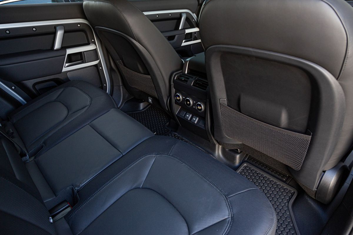 Land Rover Defender PHEV (2023) Review