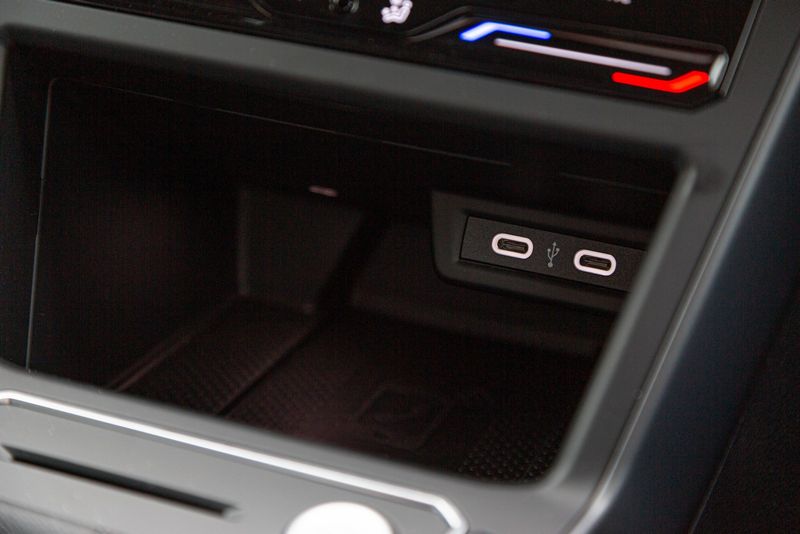 Volkswagen Taigo (2023) Review