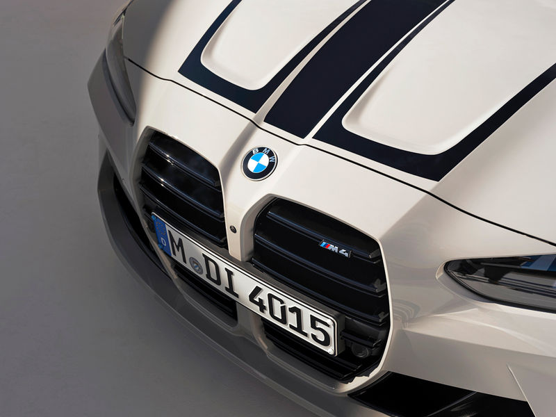 Facelifted BMW M4 Competition xDrive: more power, same grille