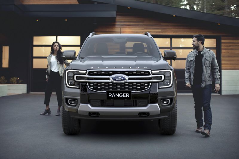 Ford Ranger Platinum (2024) Price & Specs
