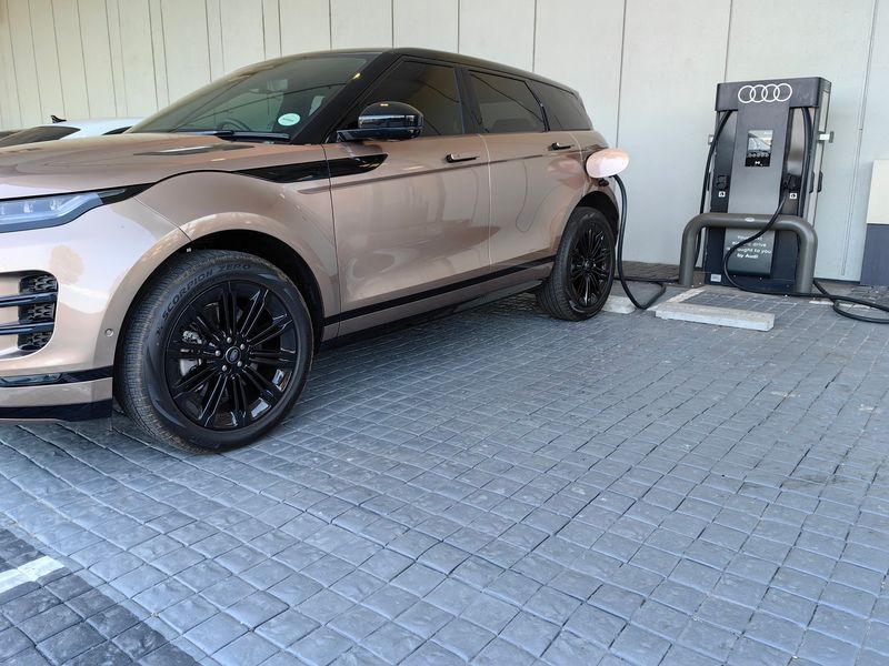 Range Rover Evoque PHEV (2024) Review