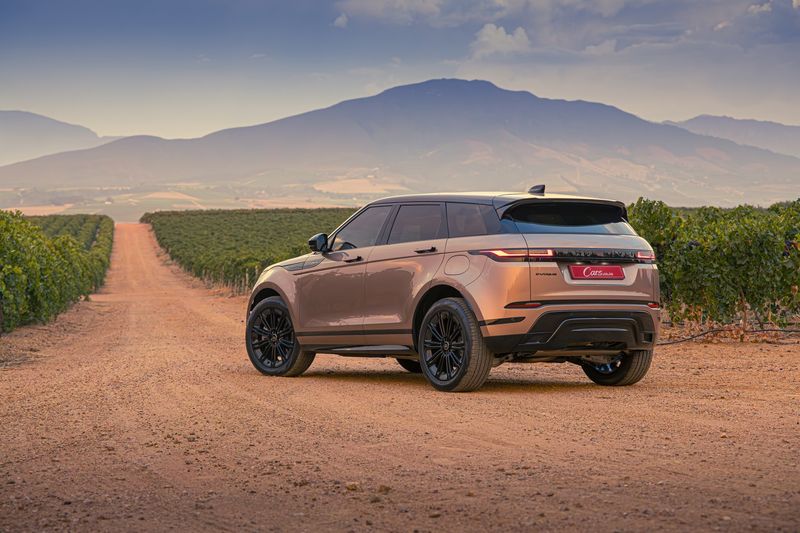 Range Rover Evoque PHEV (2024) Review