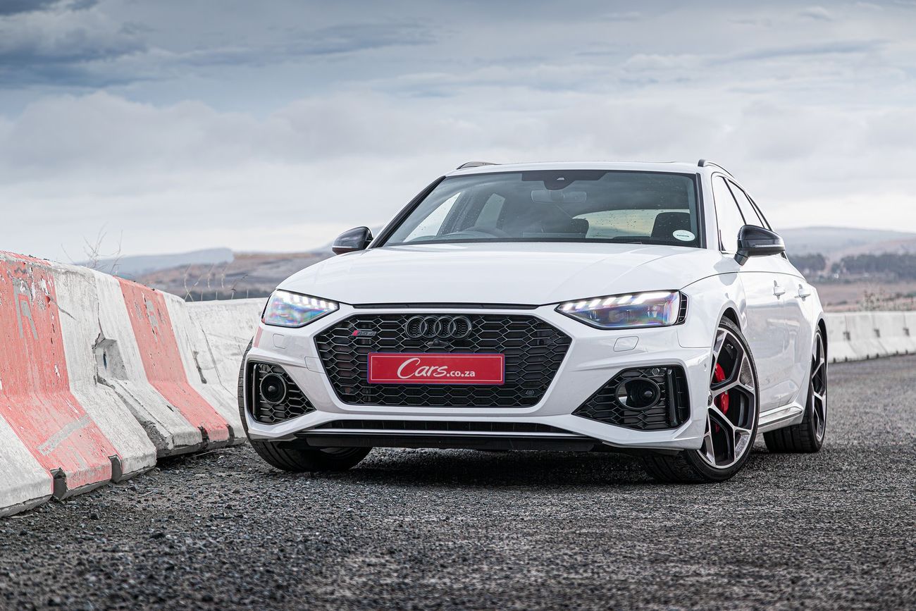 Audi RS4 Avant (2024) Review