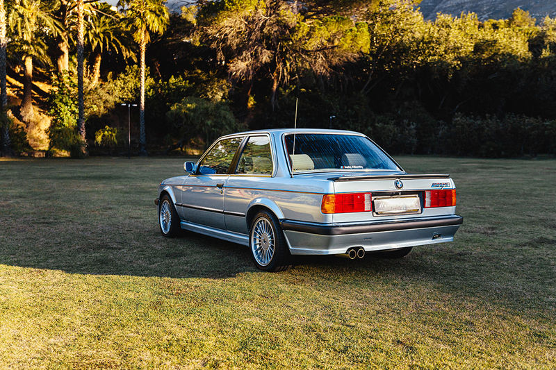 Is this the neatest BMW 333i of all?