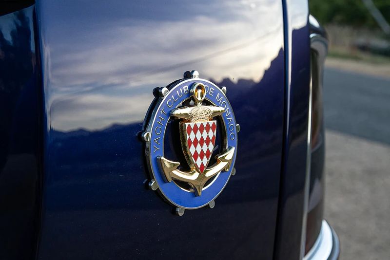 Rolls-Royce Phantom Limelight Collection: Luxury Drive